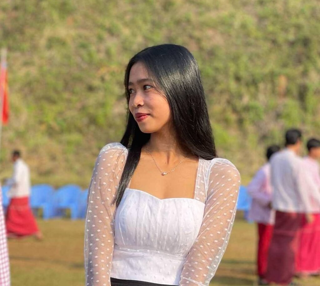 About us – 12 Months of Mon culture